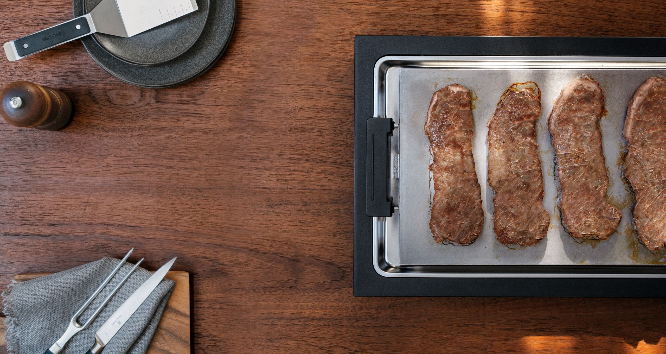 充滿樂趣的用法 | BALMUDA The Plate Pro | BALMUDA Taiwan｜Official Website